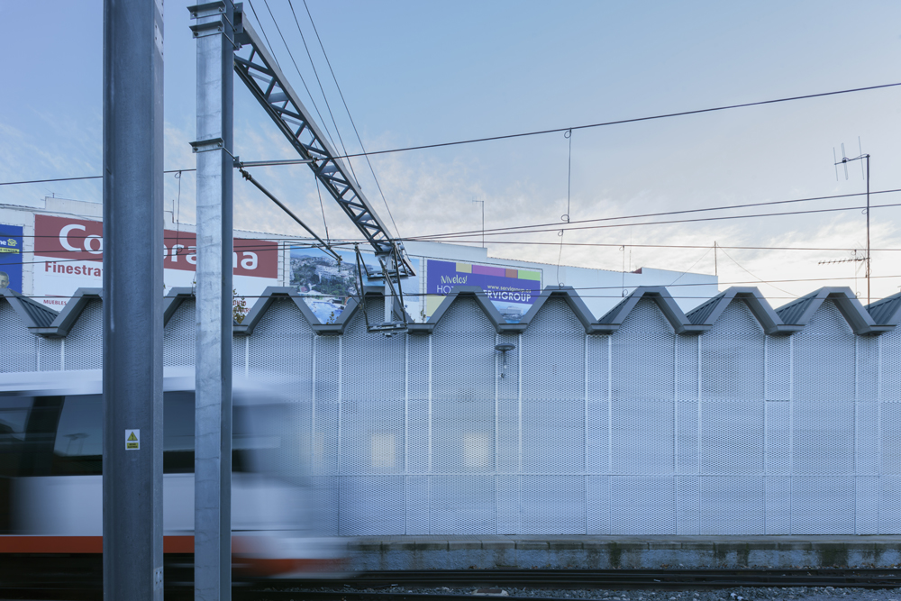 Benidorm Train Station (Alacant, Spain). 2018 / Hulot – milena villalba